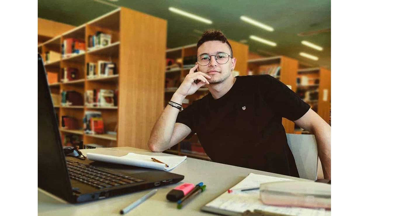 Με αφορμή τις εκδηλώσεις για τα 100 χρόνια της Κοβενταρείου Δημοτικής ...