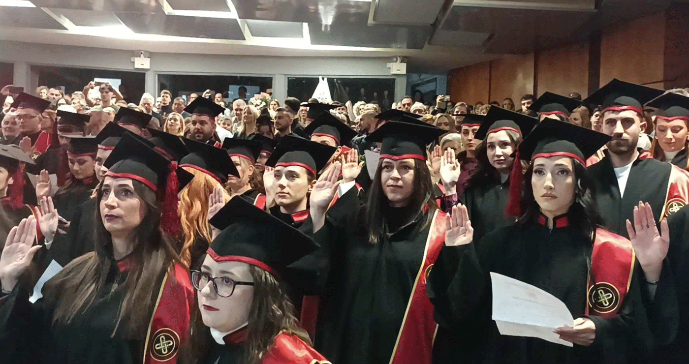 Ορκίστηκαν οι πρώτοι απόφοιτοι του Τμήματος Εργοθεραπείας Πτολεμαΐδας ...