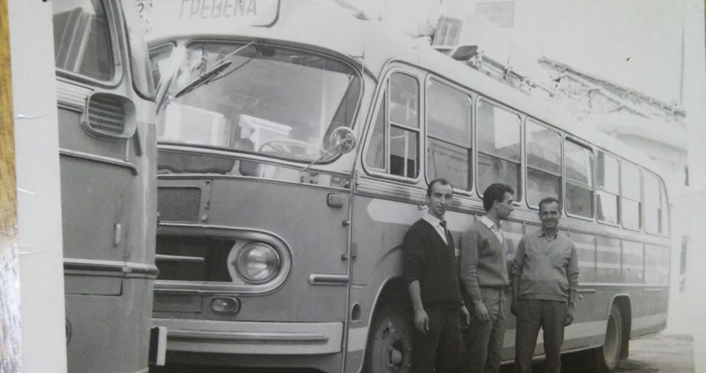 Φωτογραφία ΄΄ ενθύμιο ΄΄ από τα ΚΤΕΛ Κοζάνης του 1960