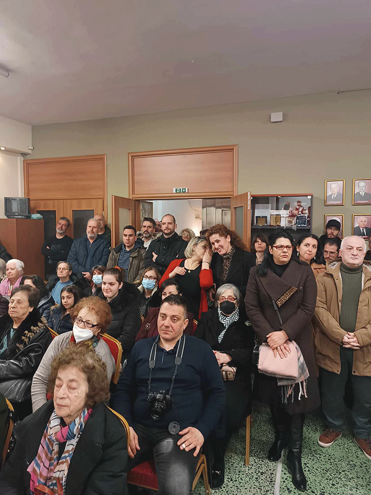 Λάμπρυνε με την παρουσία του την εκδήλωση κοπής της Βασιλόπιτας του ...